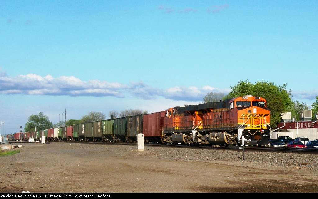 BNSF 7813